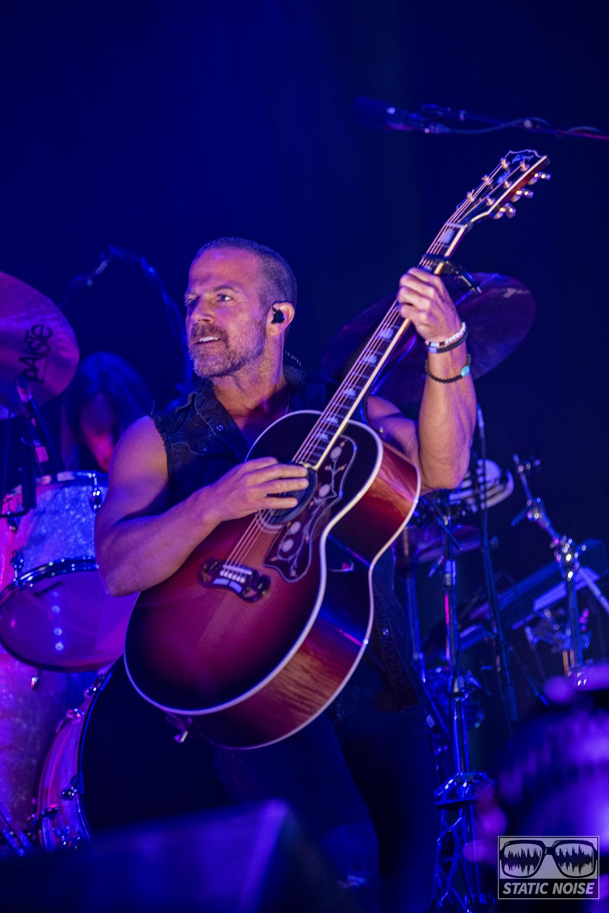 Kip Moore Unleashes Electrifying Energy at Rochester’s Kodak Center ...